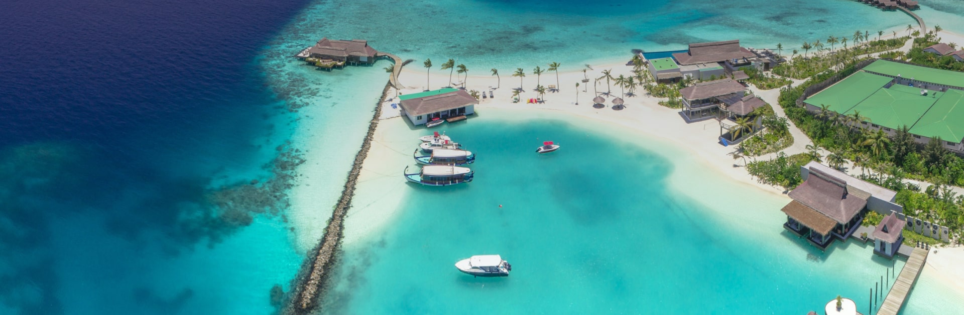 Compare and explore Turbaná beach resorts | BeachBound